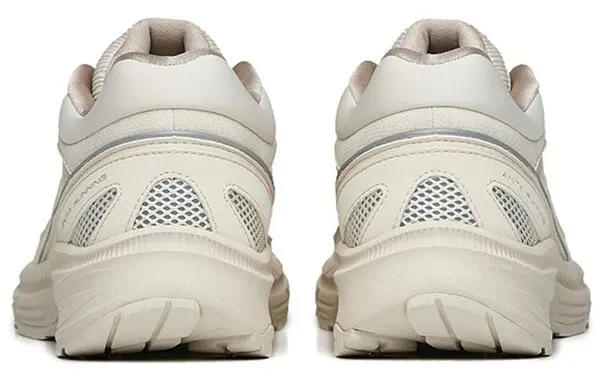 ANTA At951 Retro Sneakers