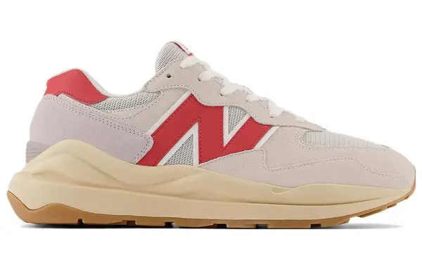 NEW BALANCE 57/40 Sneakers - Beige/red