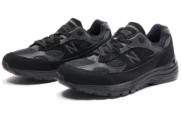NEW BALANCE 992 Series Sneakers - Black