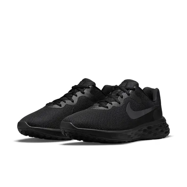 Nike Revolution 6 Extra Wide Sneakers