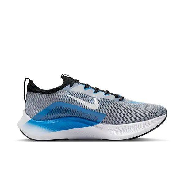 Nike Zoom Fly 4
