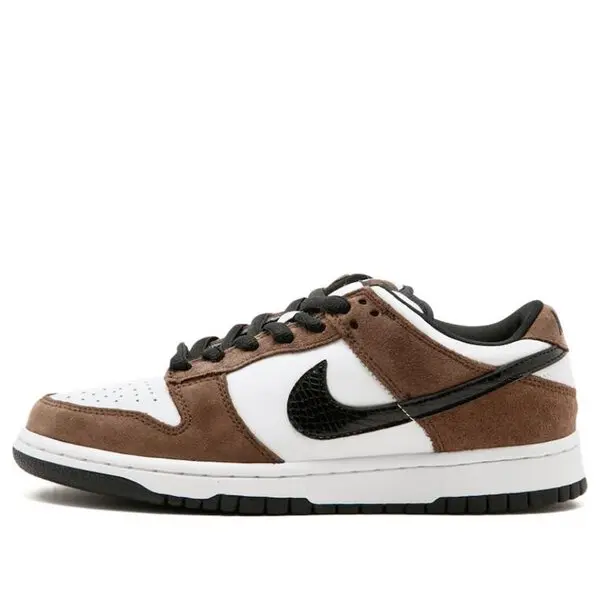 Nike Dunk Low Pro "trail" Sneakers - White