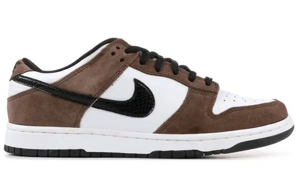 Nike Dunk Low Pro "trail" Sneakers - White