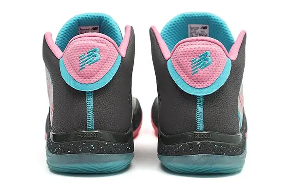 NEW BALANCE Two Wxy V2 Basketball Sneakers - Grey/pink/blue