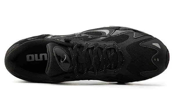 Mizuno Wave Solar Athletic Sneakers