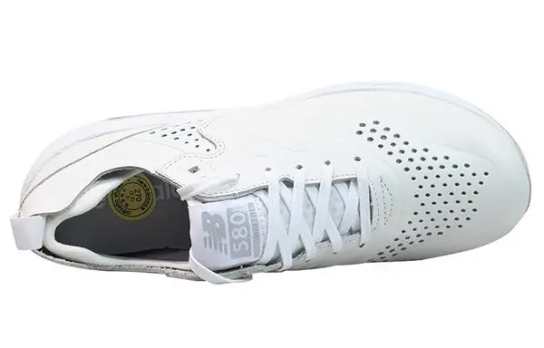 NEW BALANCE 580 Sneakers - White/grey