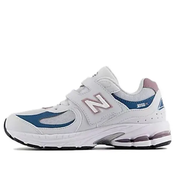 NEW BALANCE 2002 Sneakers
