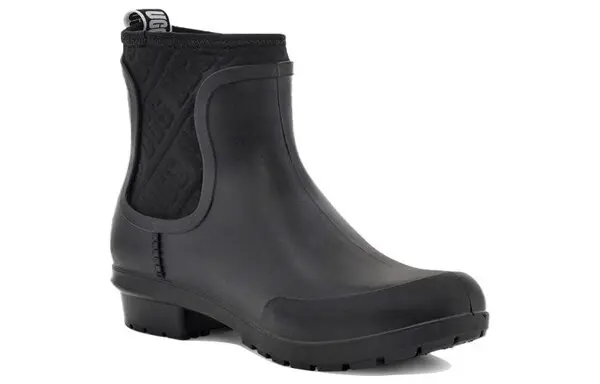 UGG Chevonne Chelsea Boot
