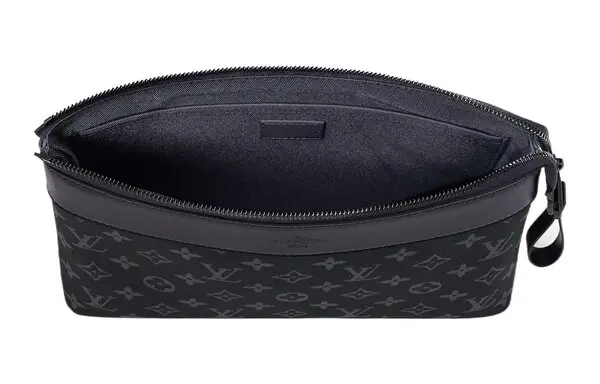 LOUIS VUITTON Pochette Voyage Souple Monogram Eclipse