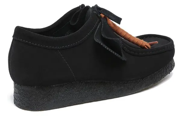 Clarks Wallabee Suede - Black