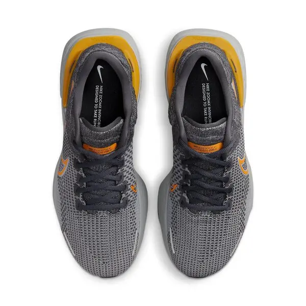 Nike Zoomx Invincible Run Flyknit 2 Sneakers - Gray