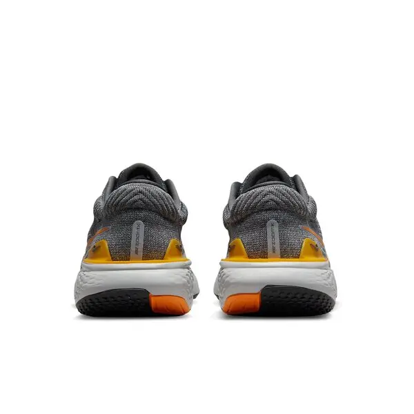 Nike Zoomx Invincible Run Flyknit 2 Sneakers - Gray
