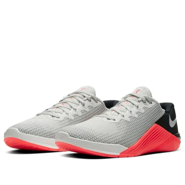 Nike Metcon Athletic Sneakers
