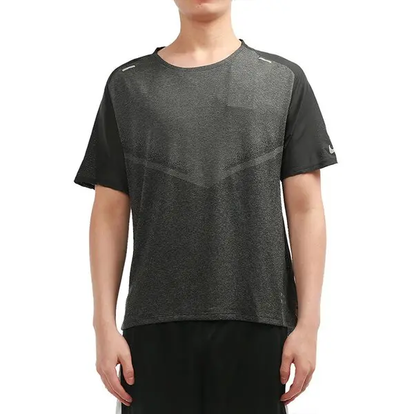 Nike Division Fast-dry Short Sleeve Performance T-shirt - Black