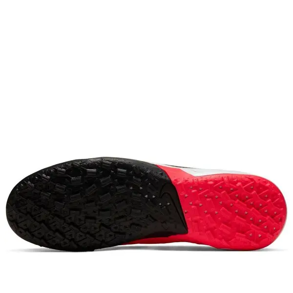 Nike Legend 8 Pro Tf Turf Sneakers