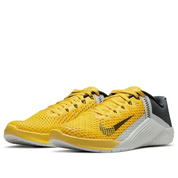 Nike Metcon 6 Athletic Sneakers - Grey/yellow