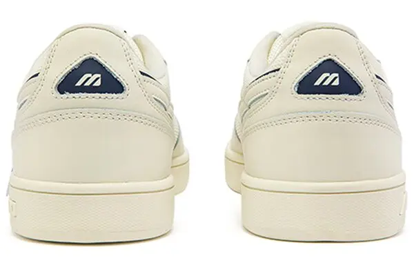 Mizuno Court Lite Essential D1gh221801