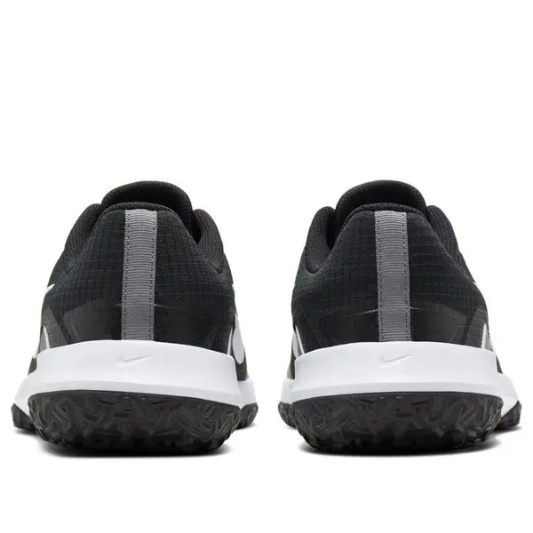 Nike Varsity Complete Tr 3 4e Wide Sneakers