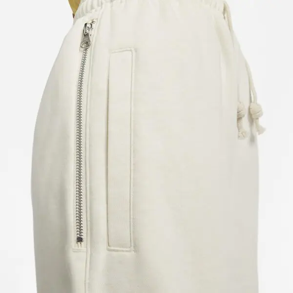 Nike Standard Issue Shorts