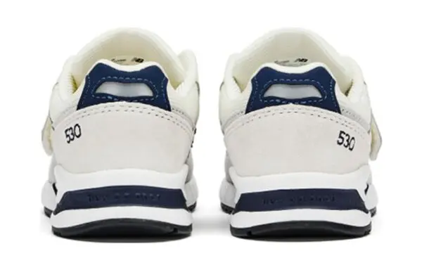 NEW BALANCE 530 Sneakers - Grey