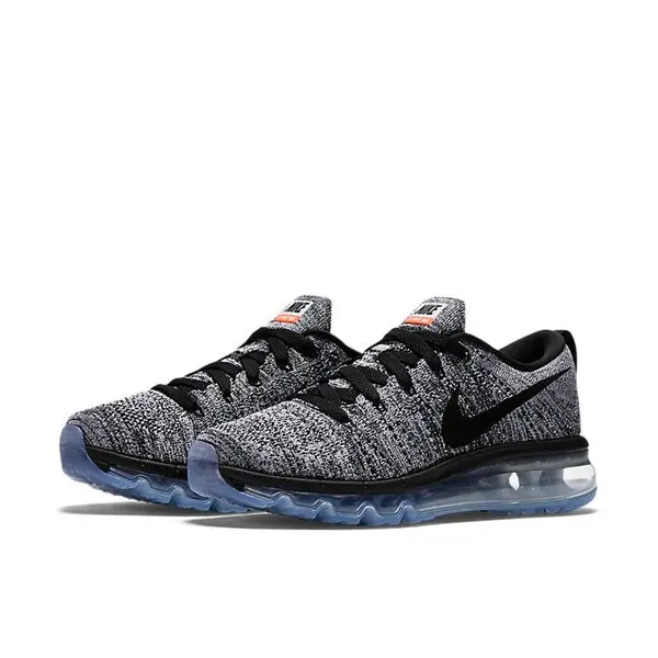 Nike Flyknit Max "oreo" Sneakers - Black