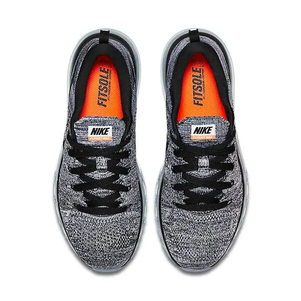 Nike Flyknit Max "oreo" Sneakers - Black