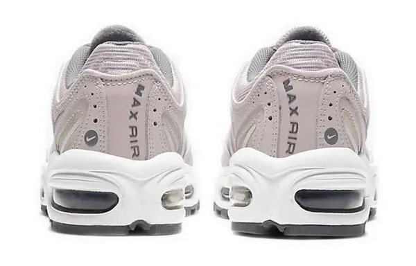 Nike Max Tailwind 4 Athletic Sneakers - Pink/white