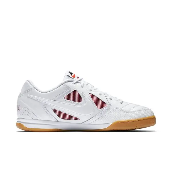 Nike Supreme X Gato Sb Sneakers - White