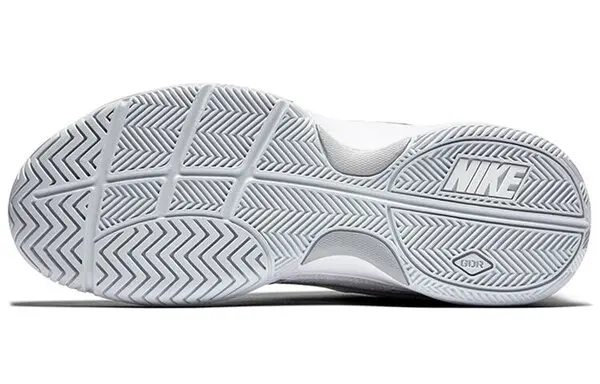 Nike Court Lite Trainers