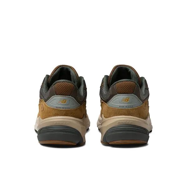 NEW BALANCE 990 V6 X Carhartt Wip Sneakers - Khaki