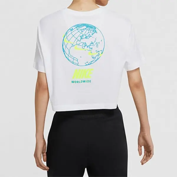 Nike Graphic Cropped T-shirt