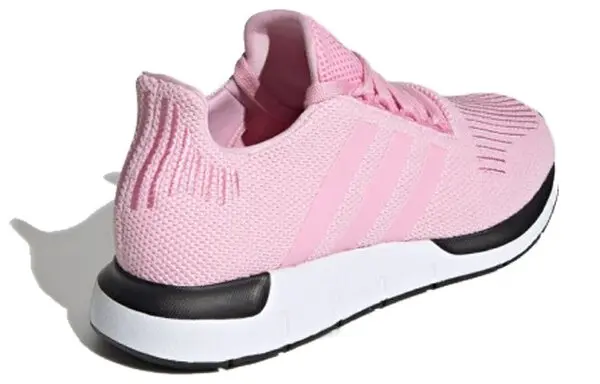 Adidas Swift Run Low Top Sneakers - Pink