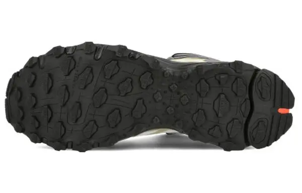 Adidas Response Hoverturf - Grey/brown