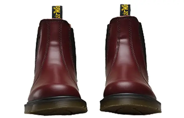 Dr. Martens 2976 Smooth Chelsea Boots - Cherry Red