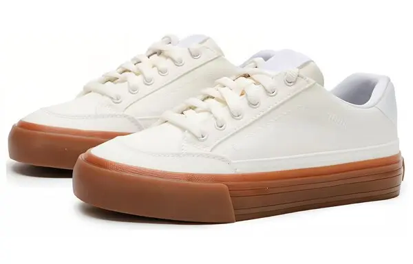PUMA Capris Leather Skateboarding Sneakers