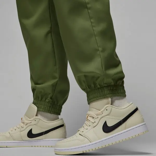 JORDAN Woven Trousers - Green