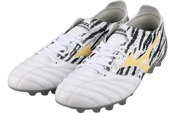 Mizuno Morelia Neo Iii Pro Ag Athletic Sneakers