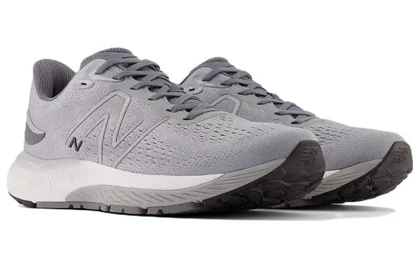 NEW BALANCE Fresh Foam X 880v12 Athletic Sneakers - Gray/white