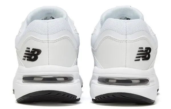 NEW BALANCE 426 Series Sneakers - White