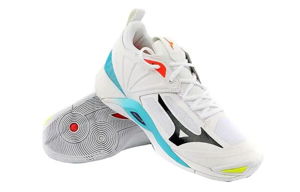 Mizuno Wave Momentum 2 Athletic Sneakers - White/blue