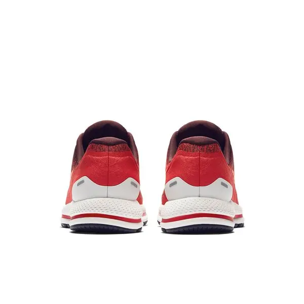 Nike Zoom Vomero 13 Athletic Sneakers