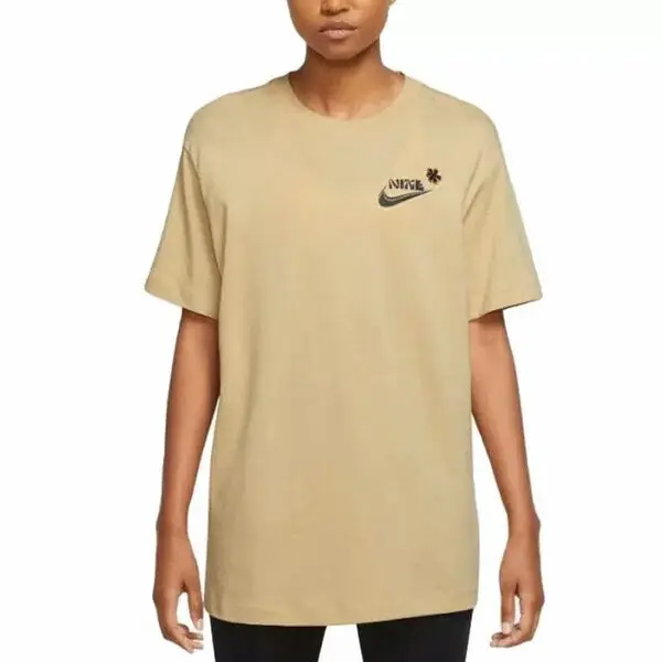 Nike T-shirt
