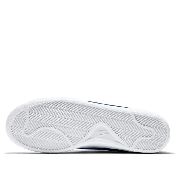 Nike Court Royale Sneakers - White/blue
