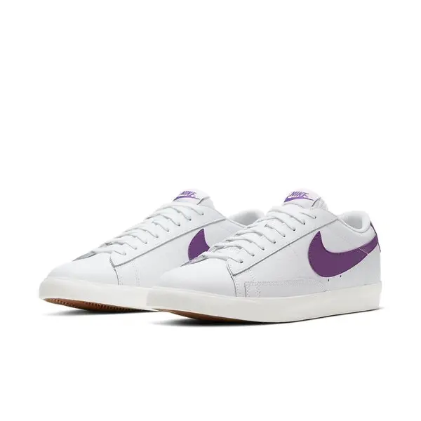 Nike Blazer Low Sneakers