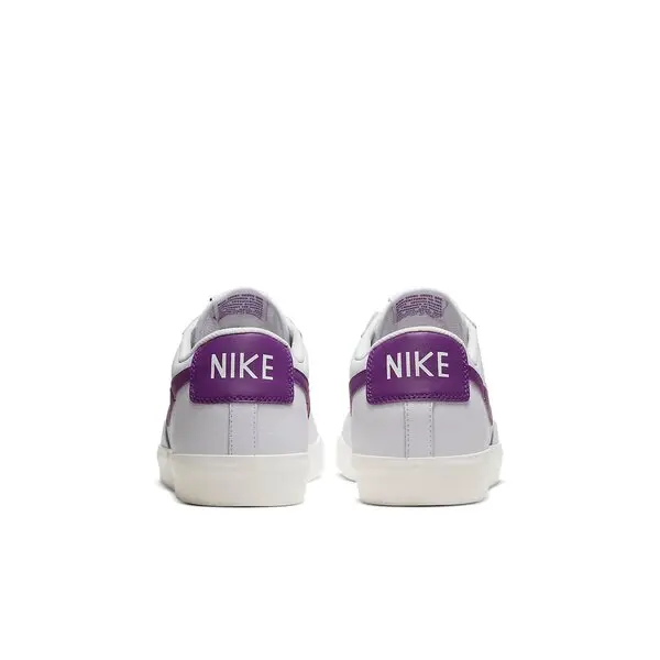 Nike Blazer Low Sneakers