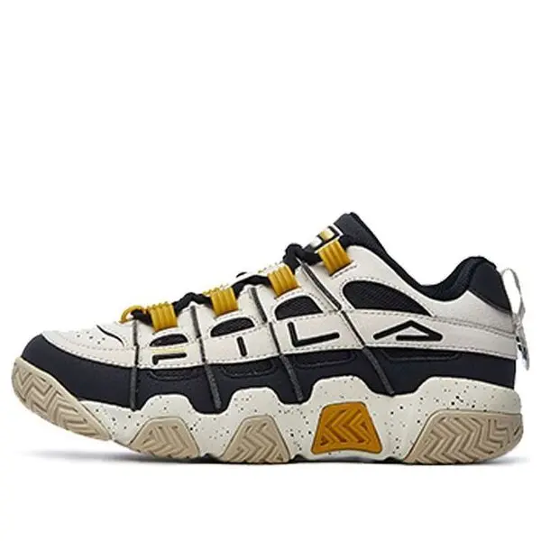 FILA Barricade Retro Low Top Sneakers - White/black