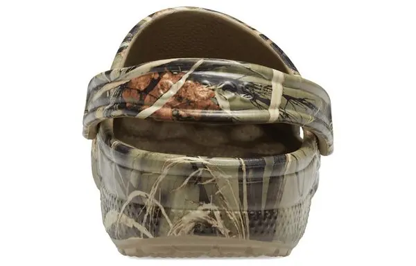 CROCS Classic Realtree V2 Clogs - Brown/beige/green