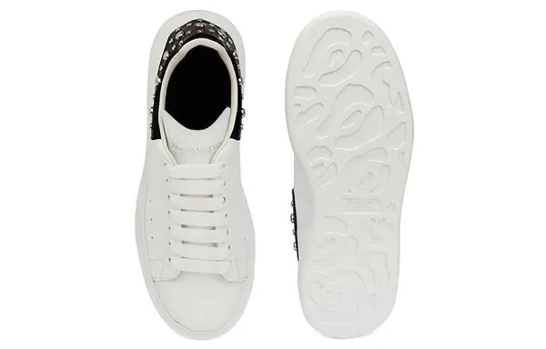 Alexander McQueen Oversized Sneakers - White/black/silver