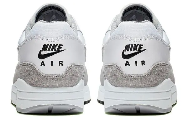 Nike Max 1 Sneakers - Light Grey/white