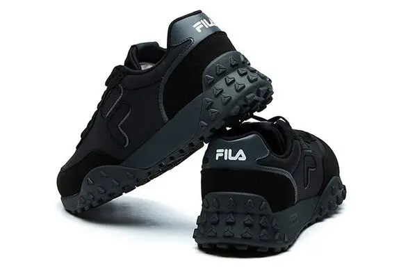 FILA Pacer Low-top Sneakers - Black